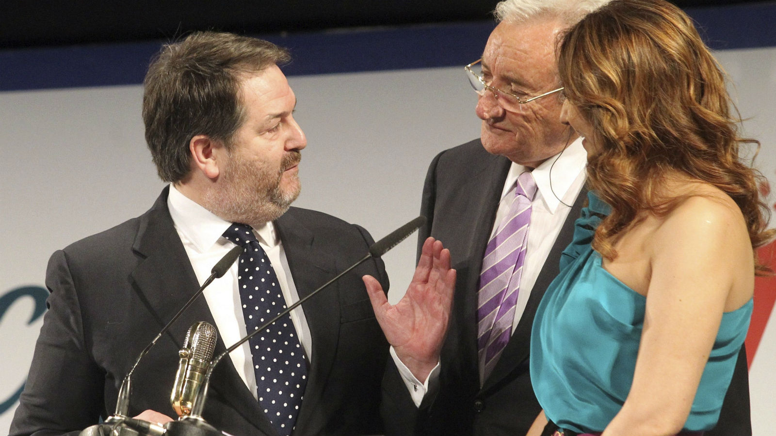 Entrega de los Micrófonos de Oro a Bieito Rubido, Isabel San Sebastián ...
